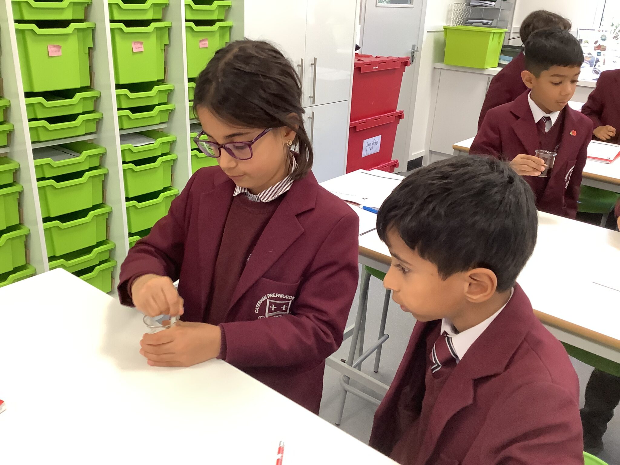 Hands on Science in Year 4 - Caterham Prep