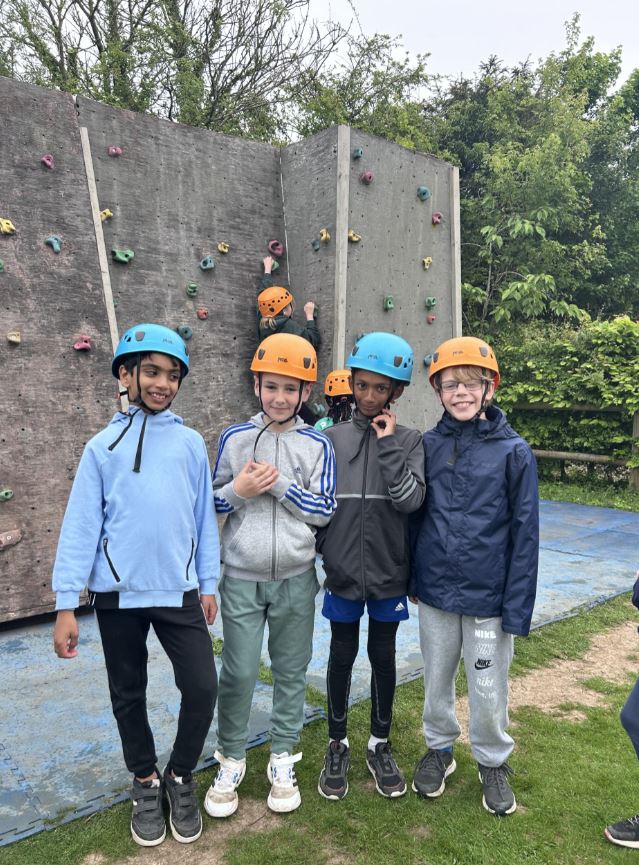 Year 4 Hold the Fort at Henley - Caterham Prep