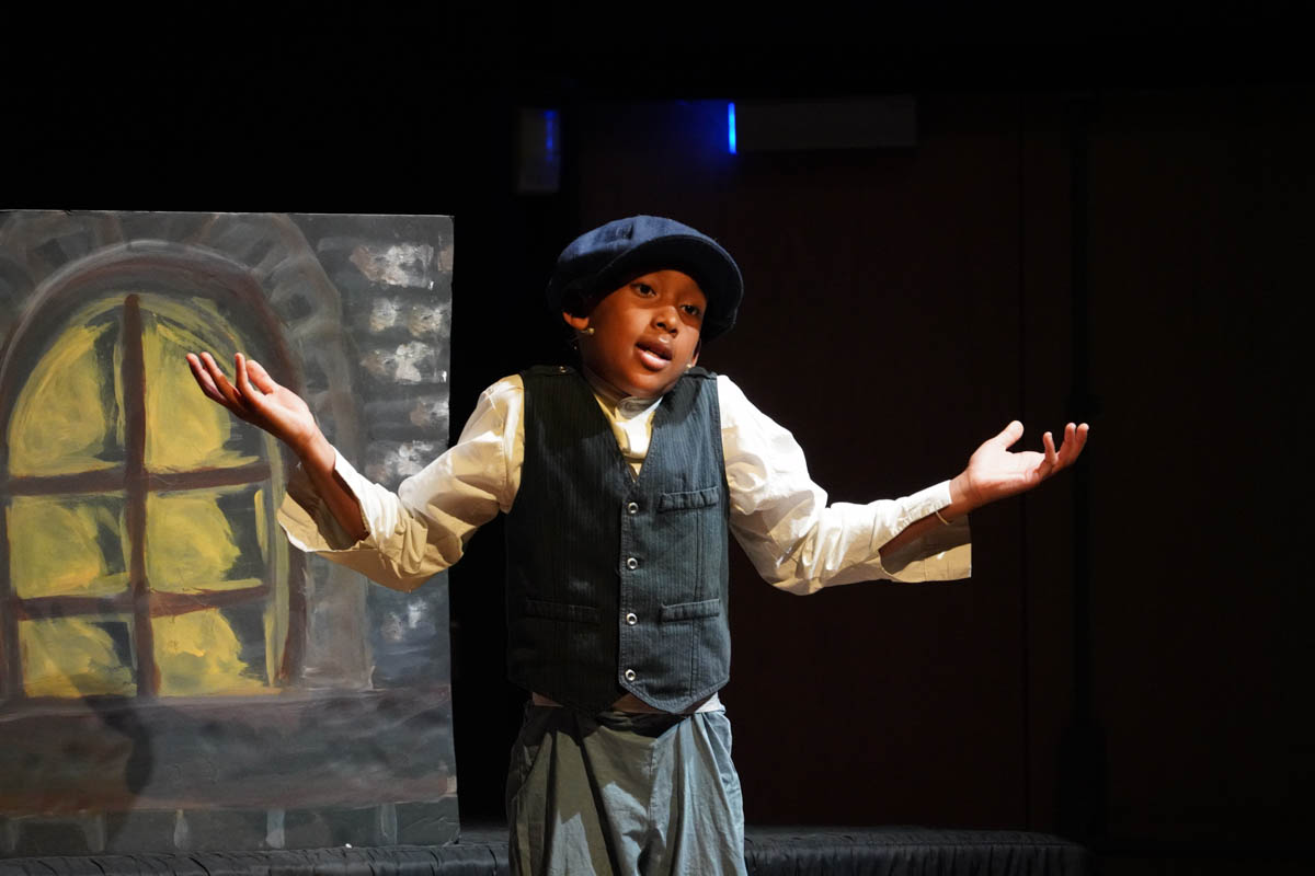 Year 6 Dazzles in Oliver Jr! - Caterham Prep